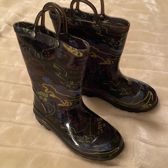 Shoes | Gc Light Up Rain Water Boot With Multi Colored Dinosaurs Trex ...